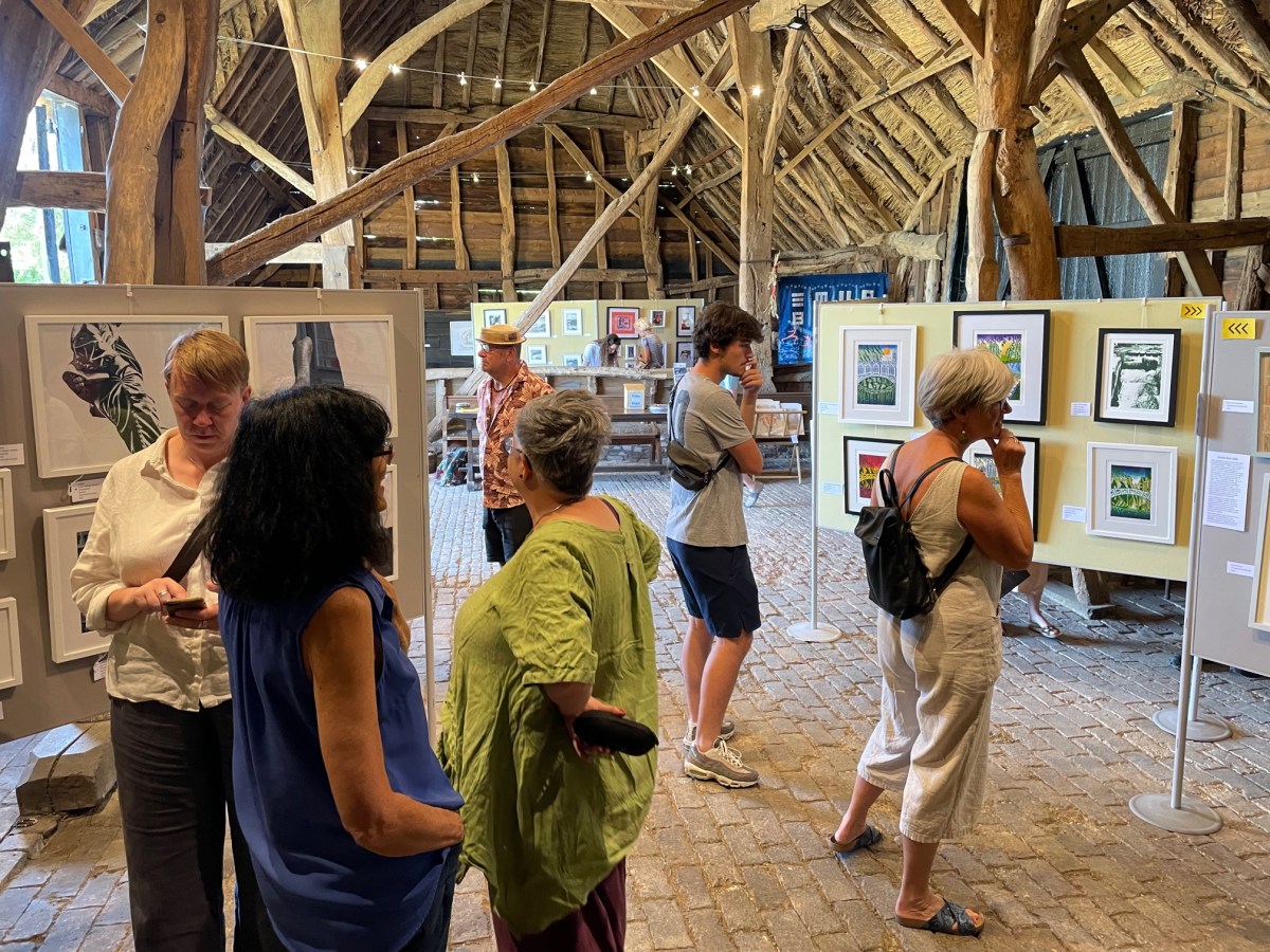 Cambridge Open Studios at Landbeach tithe barn – a great success! | Tithe Barn Trust